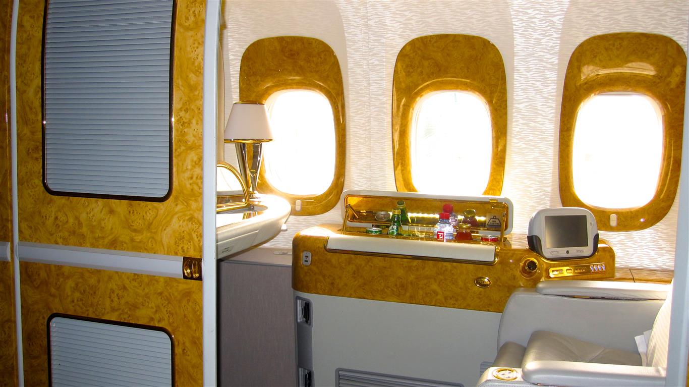 Miss Everywhere Emirates first class | Miss Everywhere | Travel & Lifestyle
